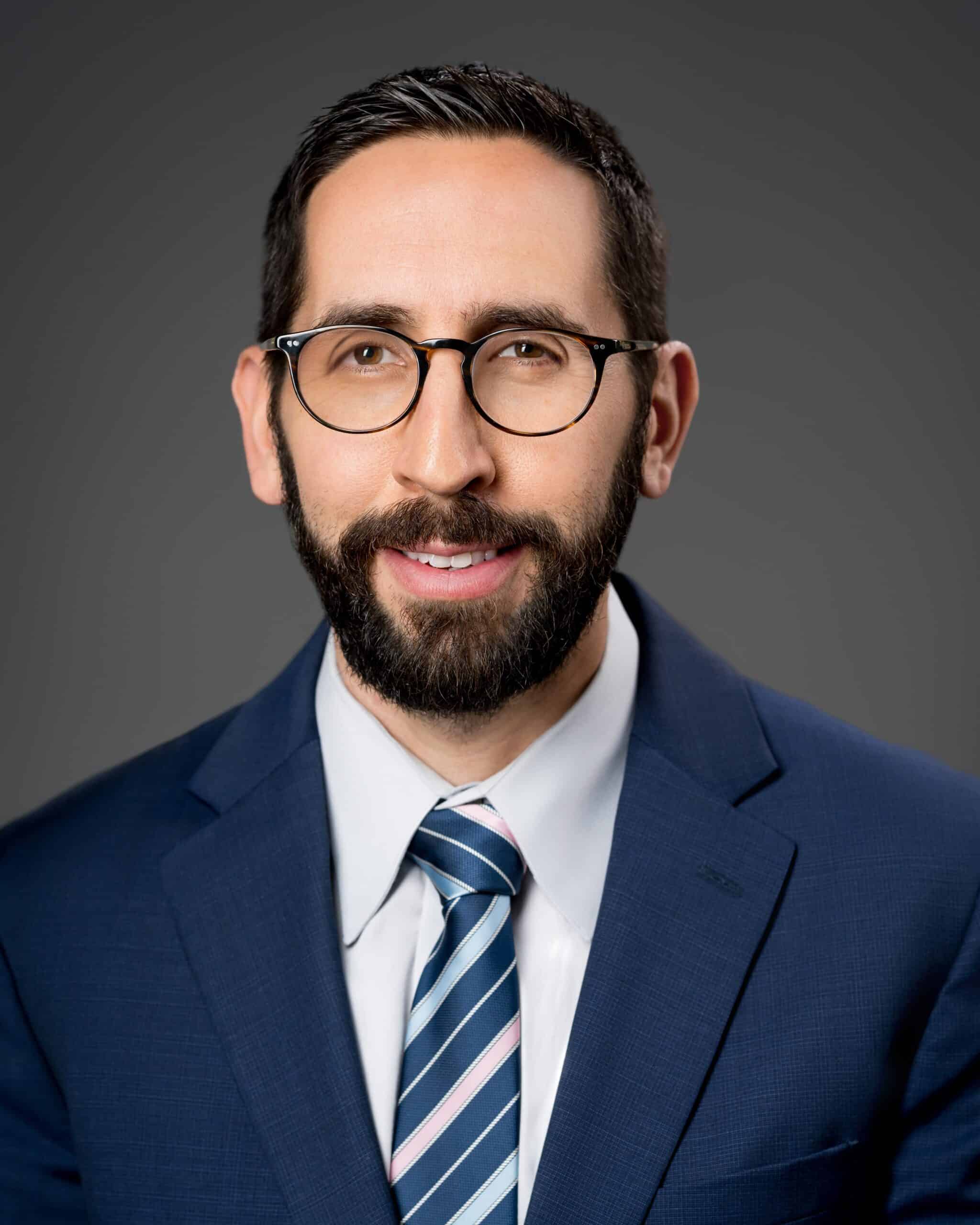 Dr. Bradley A. Sacher | Cataract Surgery Naperville | Wheaton Eye