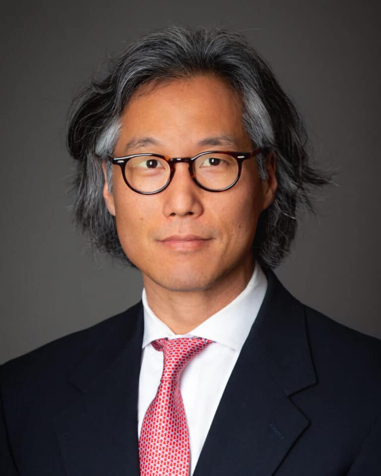 Dr. John Pak, M.D., Ph. D. | Oculoplastic Surgeon | Wheaton Eye Clinic